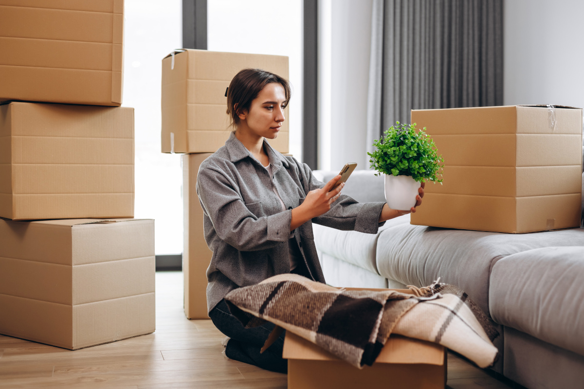 Moving Day Etiquette: What Homeowners Should Know - Steele & Vaughn